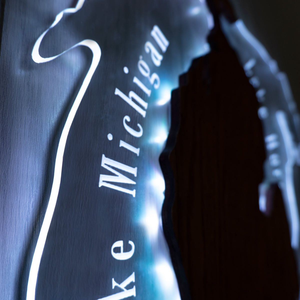 Michigan Wood Edge Lit Wall Sign, Full Color LED Home Decor – Hobby Built